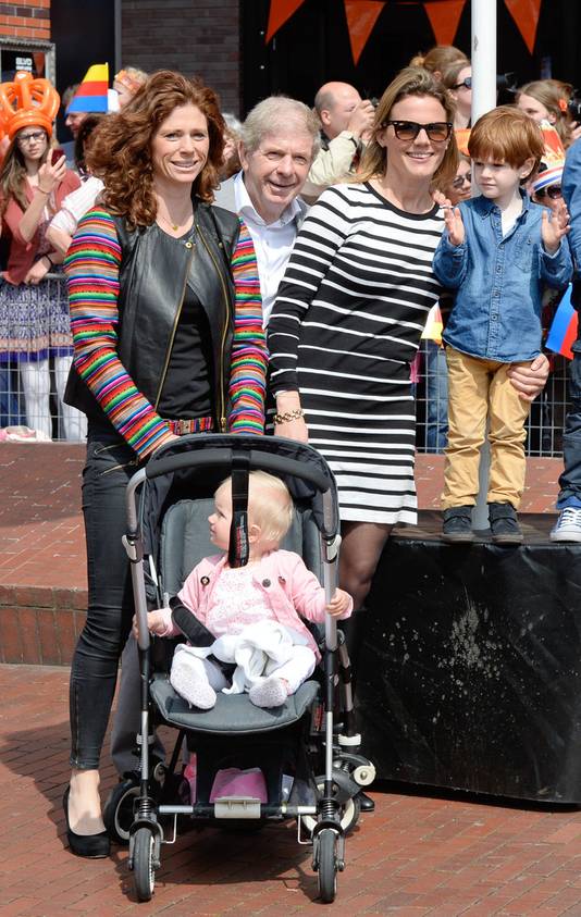 Barbara Barend en gezin drie maanden op wereldreis | Show | AD.nl