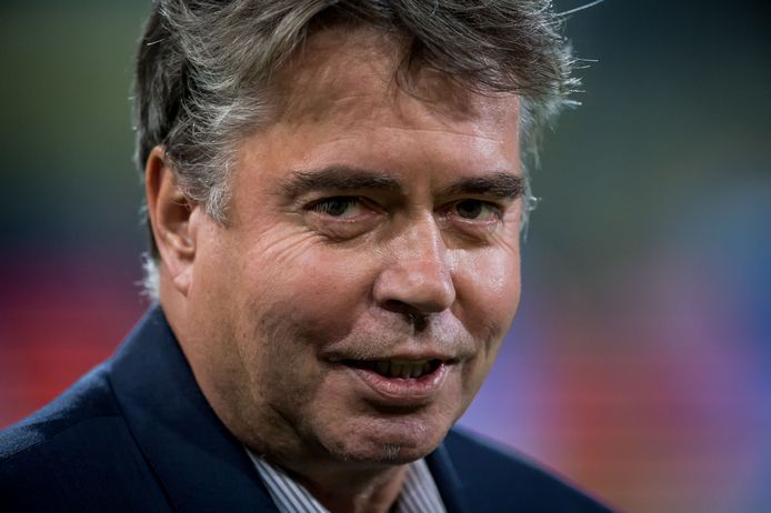 Scheidsrechtersbaas keurt Twitter-uitlatingen De Graafschap-voorzitter ...