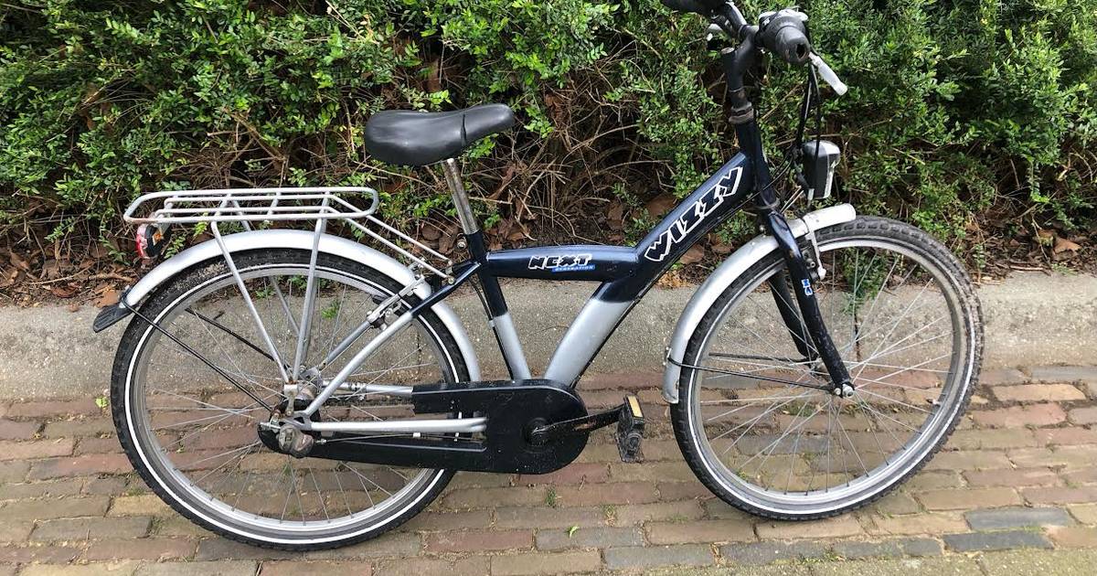 Van wie is deze fiets ? En wie wil Russische munten ? | Brabant ...