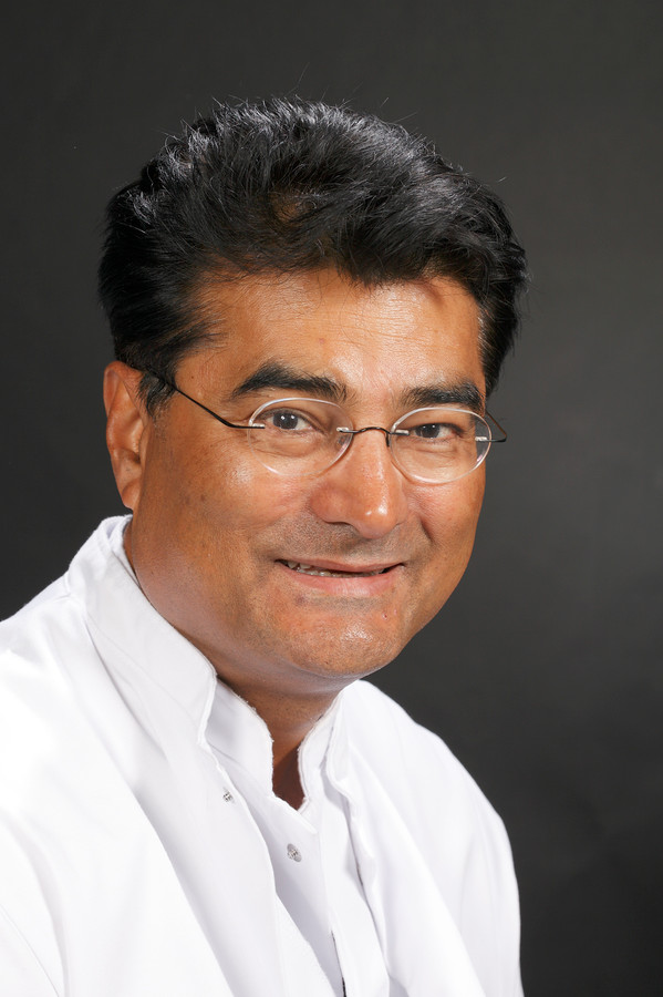 Ambachter krijgt straat in Suriname, als eerbetoon voor zijn ...