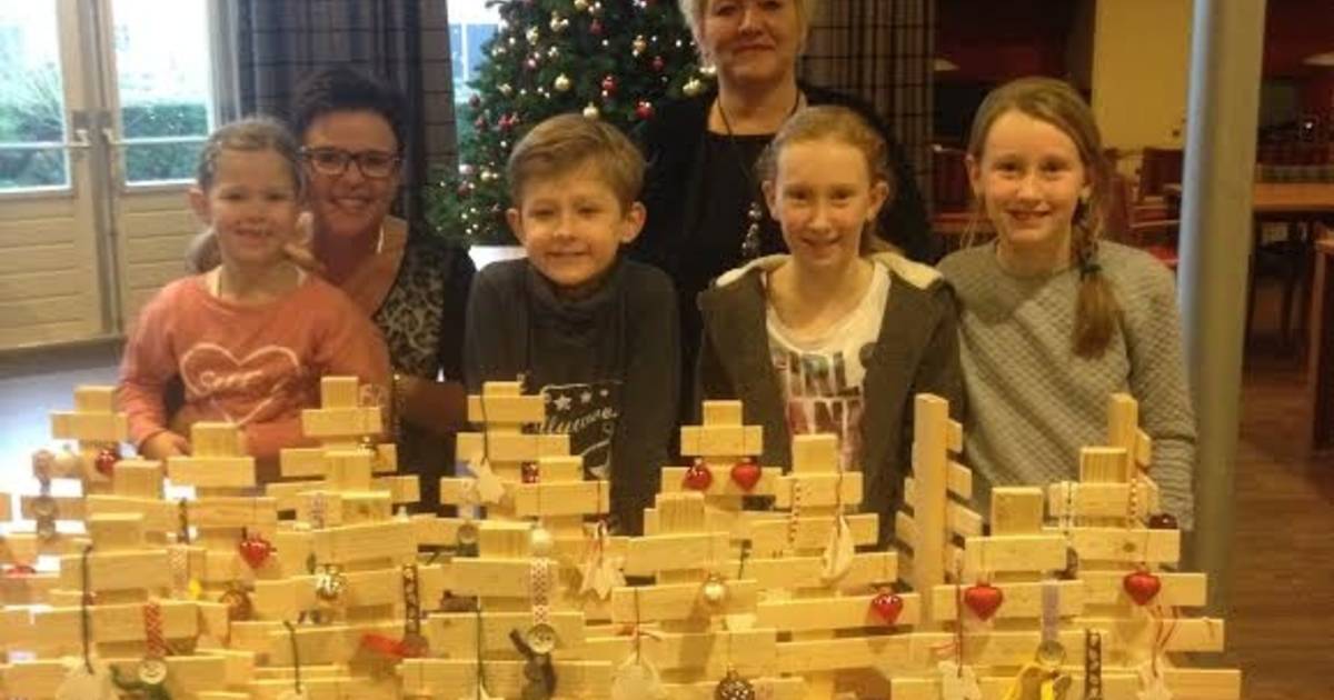 Martinus Losser haalt 1100 euro op voor Twentsewens Ambulance | Losser ...