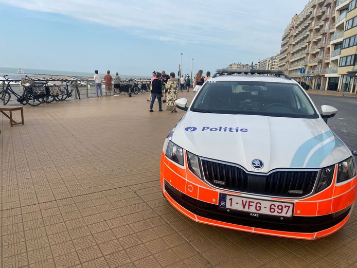 Twee broers (11 en 17) uit zee gehaald in Oostende, jongste buiten levensgevaar: “Redders waren ...