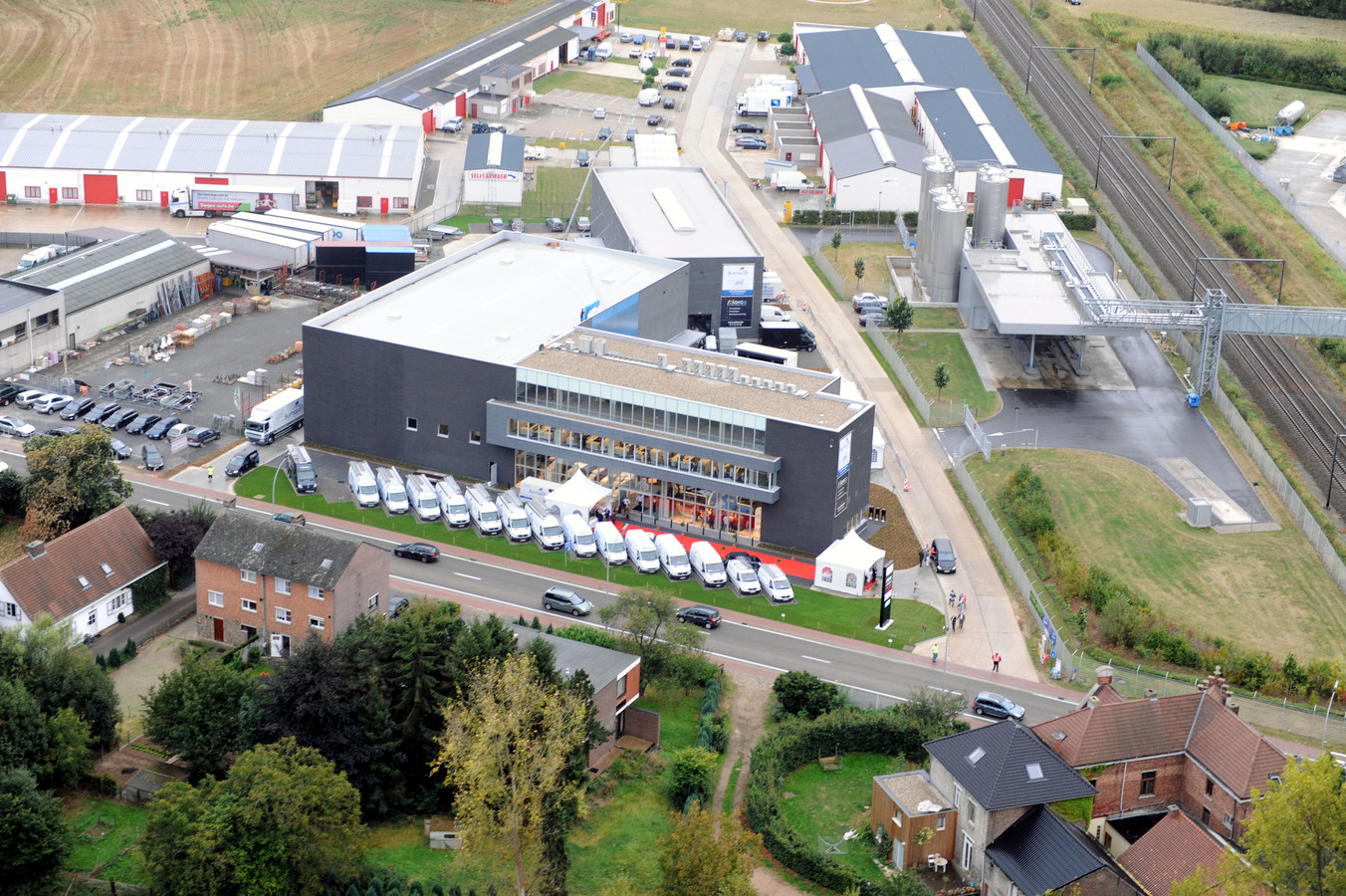 Waar ‘envelopjes in het zwart' een publiek geheim waren: miljoenenclaim ...