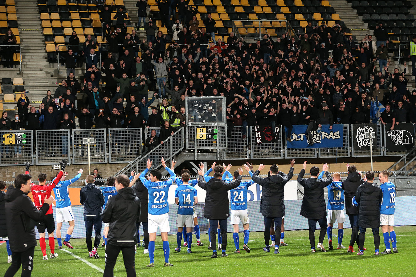 FC Den Bosch wint in turbulente slotfase bij Roda JC: doelman Van der ...