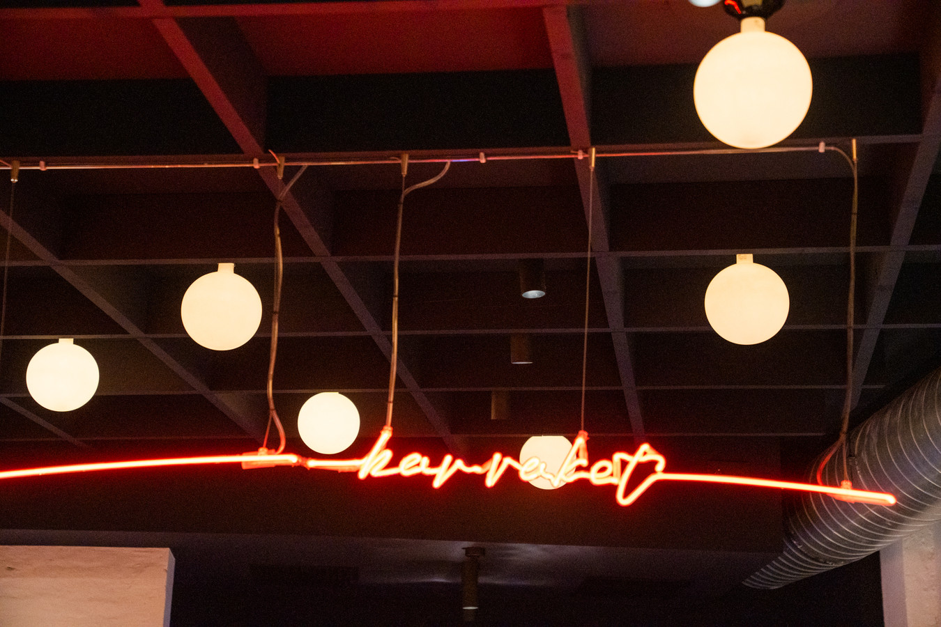 Team van populair restaurant Lewis opent nieuwe Bar Raket | Foto | hln.be