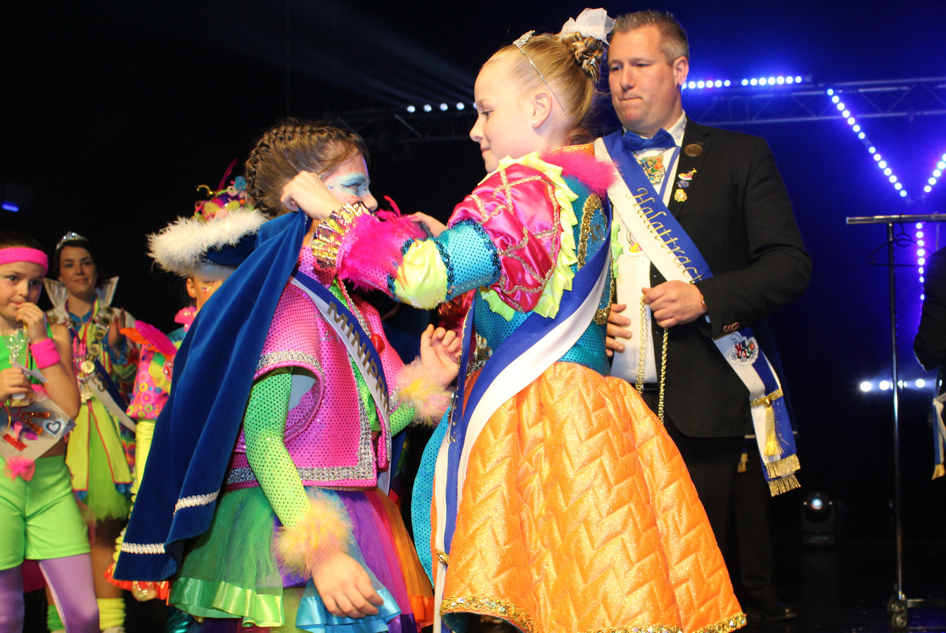 Thorin (10) en Amélie (10) zijn nieuwe miniprins en miniprinses van ...