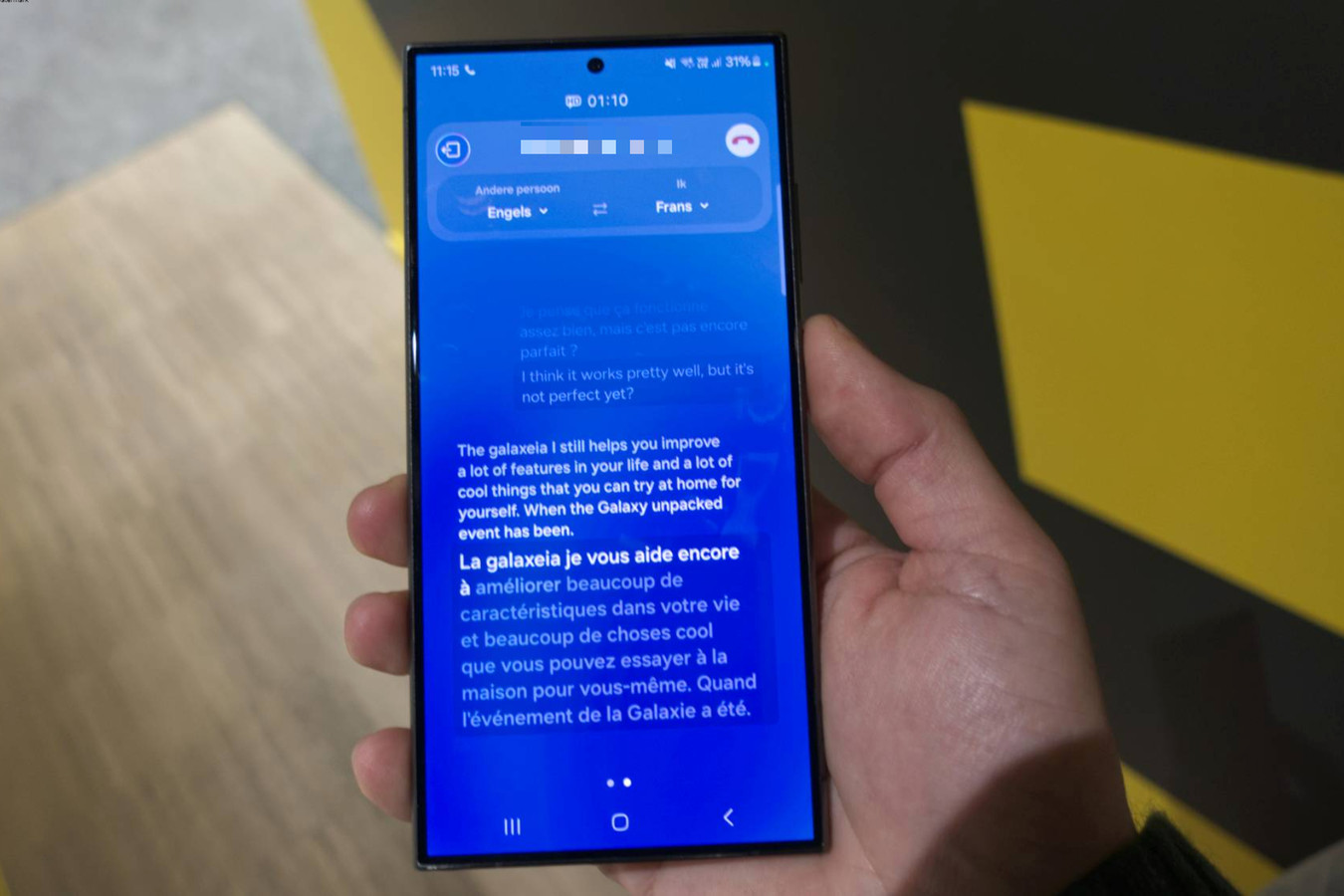 GETEST. Met nieuwe Samsung S24 kun je telefoneren in andere taal: hoe ...