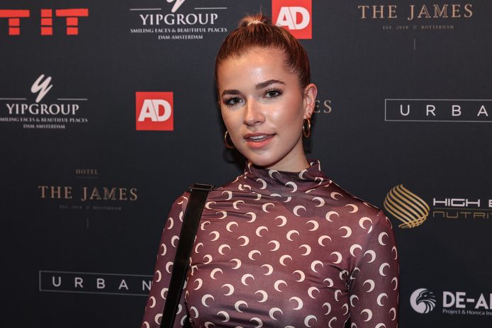 Breuk smaakt bitterzoet: Jade Anna tikt 1 miljoen volgers aan op ...