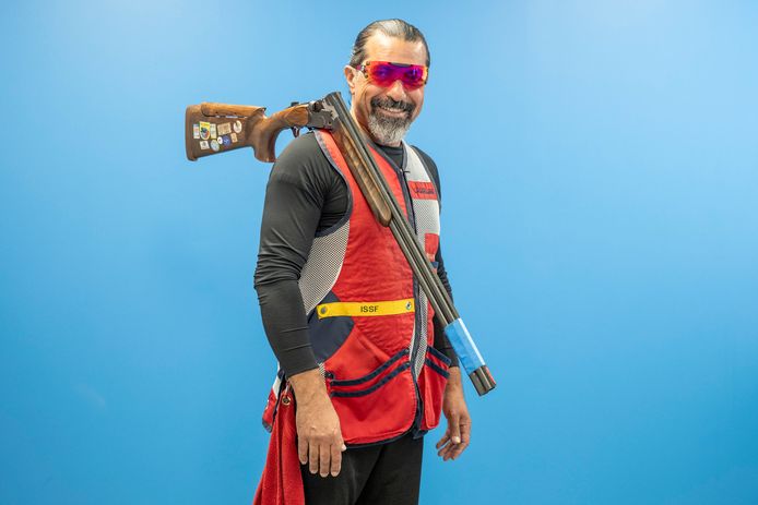 Vluchteling Zaher (51) zette zijn leven op het spel, nu heeft hij droom ...