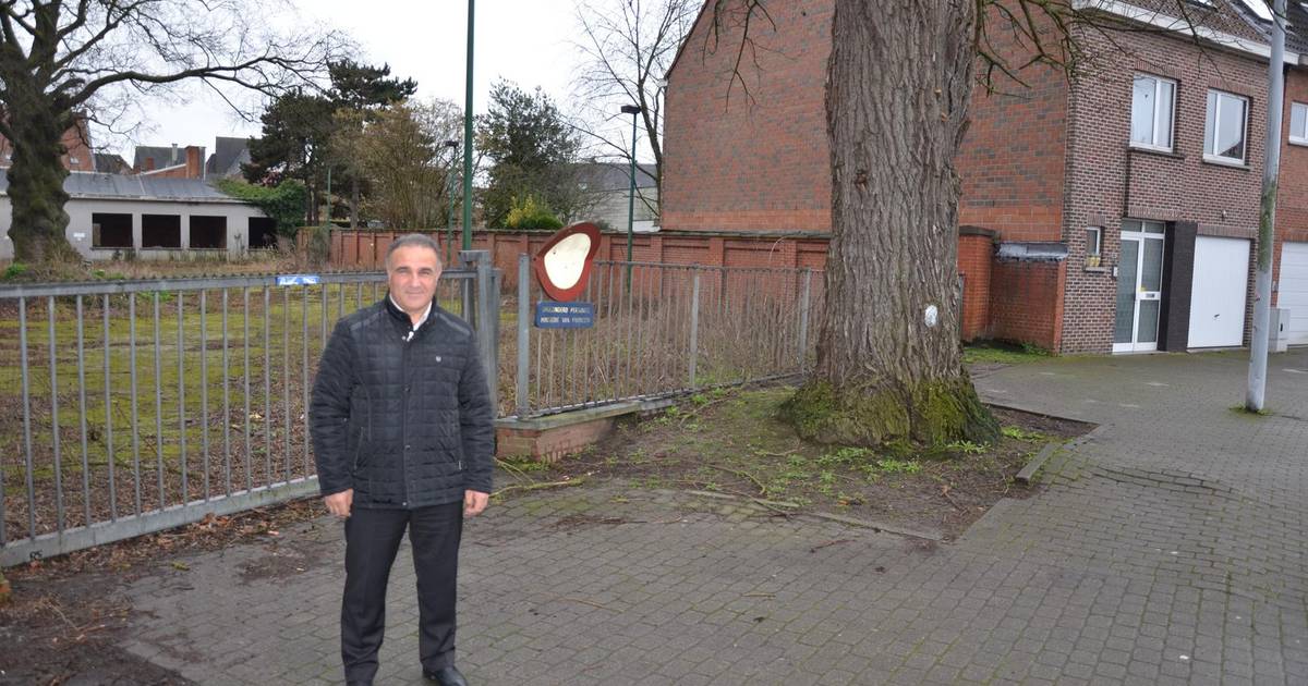 Geen moskee op Vrijheidsplein | Lokeren | hln.be