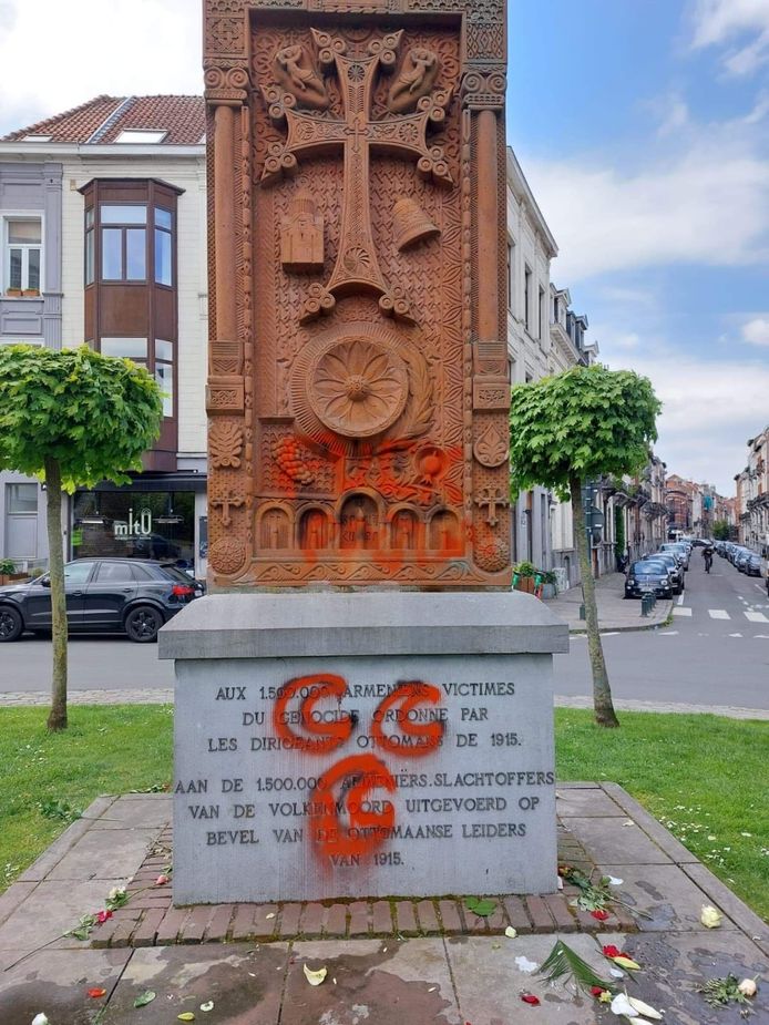 Monument voor slachtoffers Armeense genocide beklad: “Poging om te ...