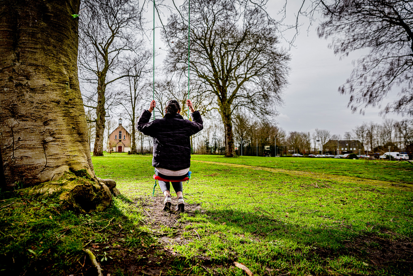 Sara (21) zat jarenlang in gesloten jeugdzorg: ‘Mijn armen vertellen ...