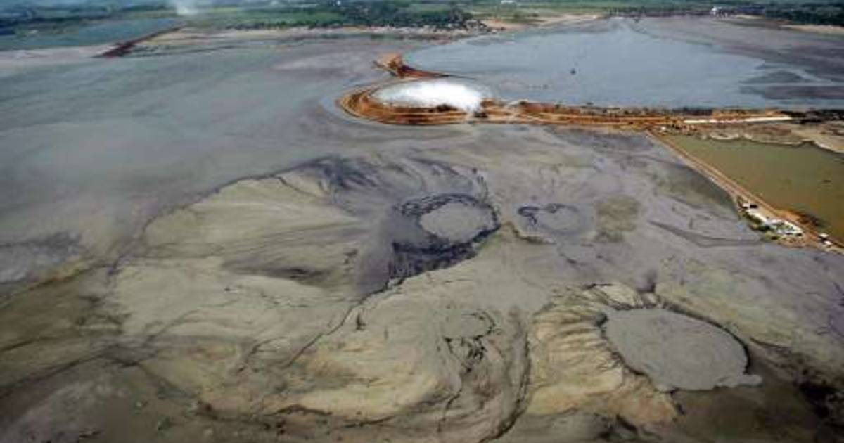 Un volcan de boue continue ses ravages en Indonésie | Monde | 7sur7.be