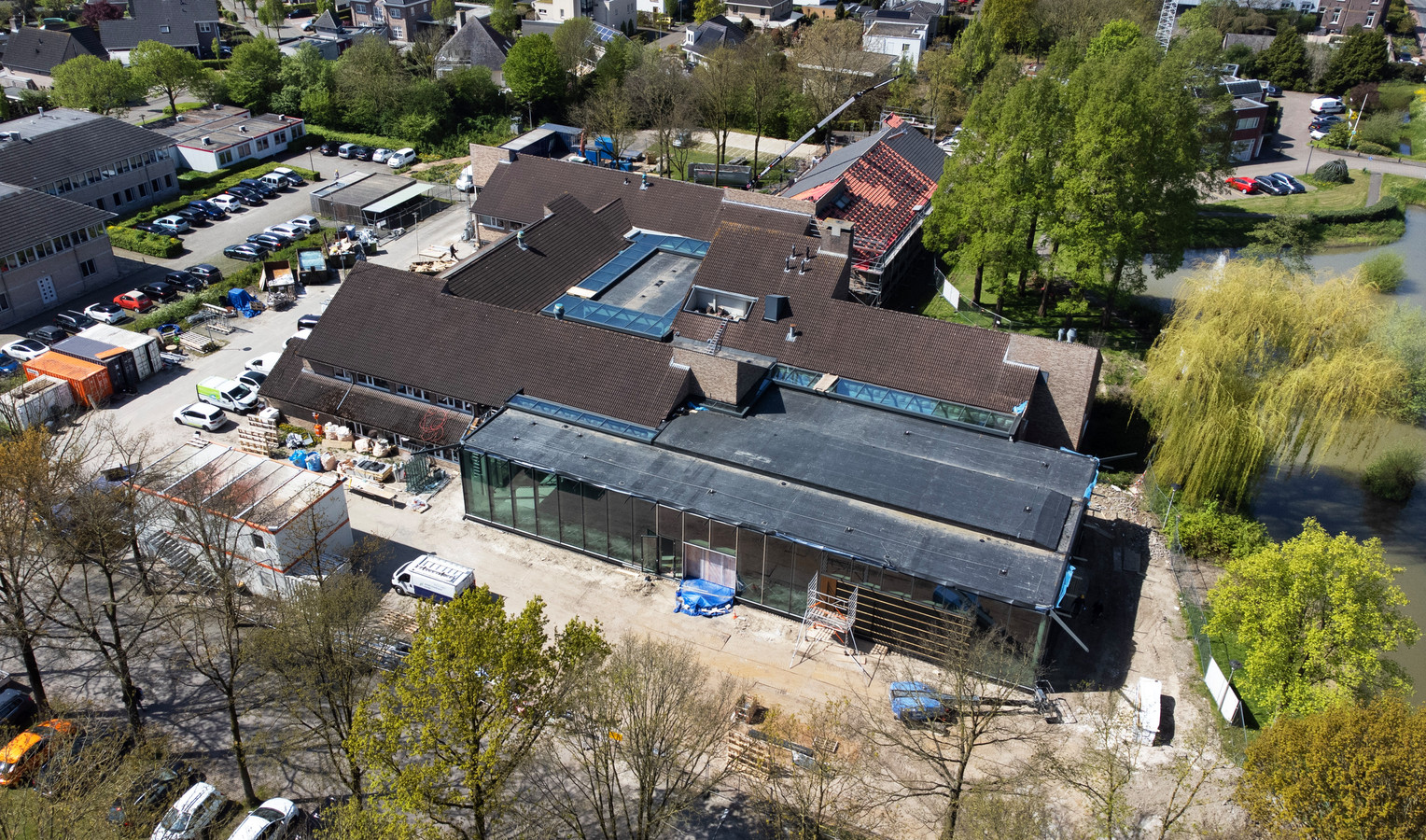 Nieuw gemeentehuis Geldermalsen blijft binnen de kosten | Foto | AD.nl