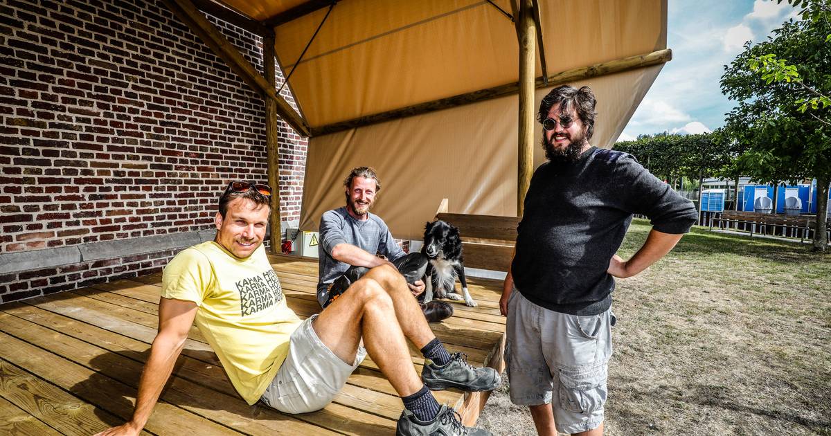 i am batman speelt thuismatch tijdens Leffingeleuren: “Dit is voor ons ...