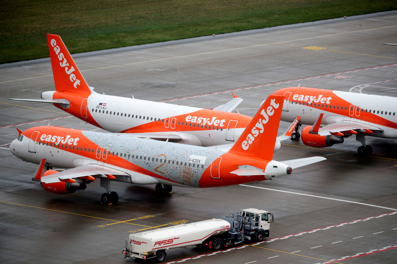 EasyJet gaat deze zomer meer vluchten schrappen op Schiphol, aantal nog ...