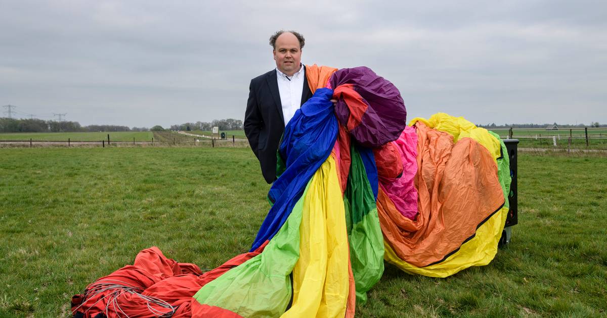 Alex Jan uit Enschede werd geen drukker, maar ballonvaarder: ‘Van veel ...