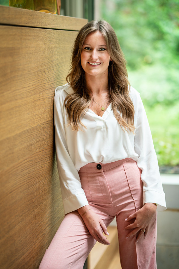 Een brandweerman, een hoteluitbaatster en een ex-Miss: dit zijn de acht ...