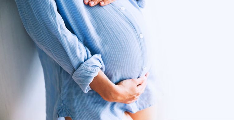 Baby in stuitligging? Hem laten omdraaien kan keizersnee voorkomen