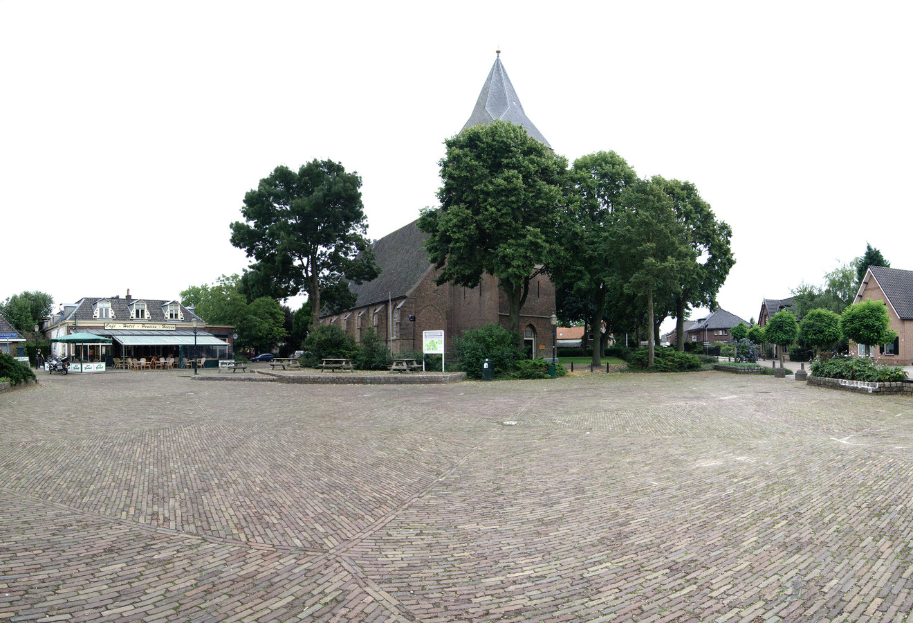 Flinke oppepper voor dorpshart Steenderen | Foto | gelderlander.nl