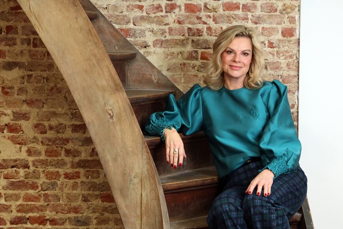 William Boeva en zijn vriendin tongzoenen amper. 2 relatie-experts ...