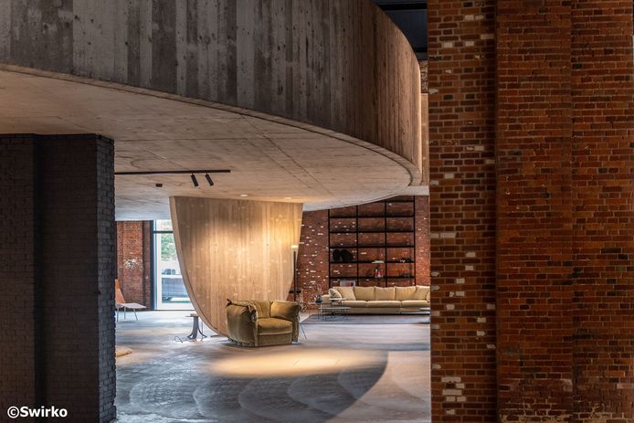 BINNENKIJKEN. Topdesign in voormalige textielweverij Ark38 aan de Dender (maar ook ...