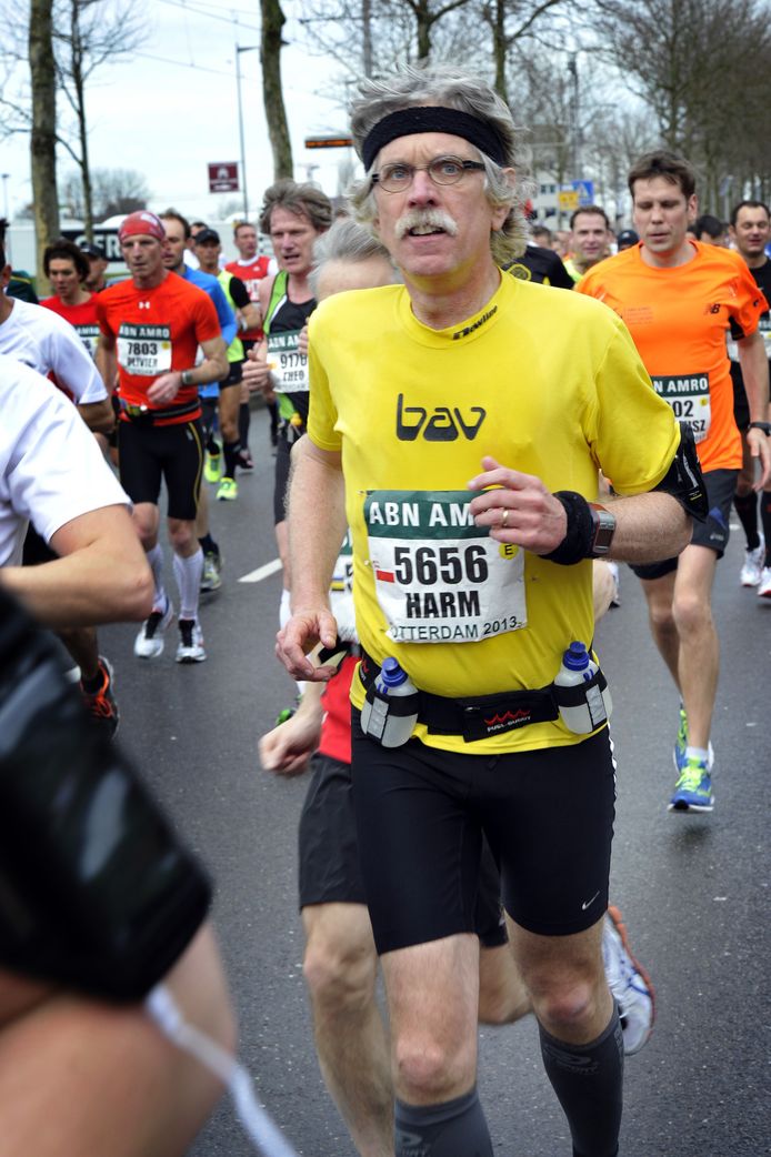 Harm loopt op verjaardag marathon 'in het wild' | Binnenland | AD.nl