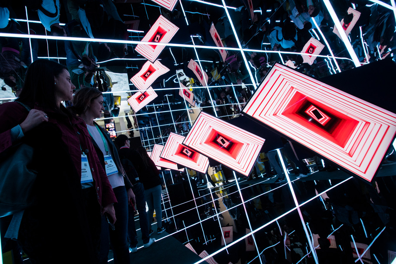 The Sero Review: eerste smart-televisie met elektrisch draaibaar scherm ...