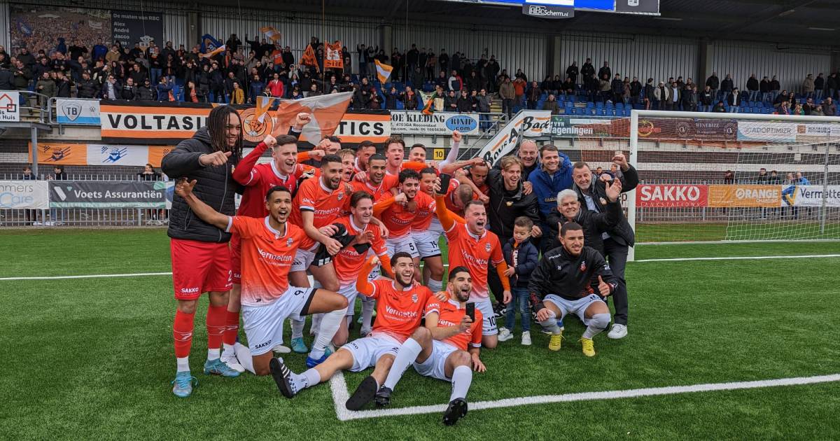 Oppermachtig RBC kroont zich tot kampioen in de tweede klasse voor recordaantal toeschouwers ...