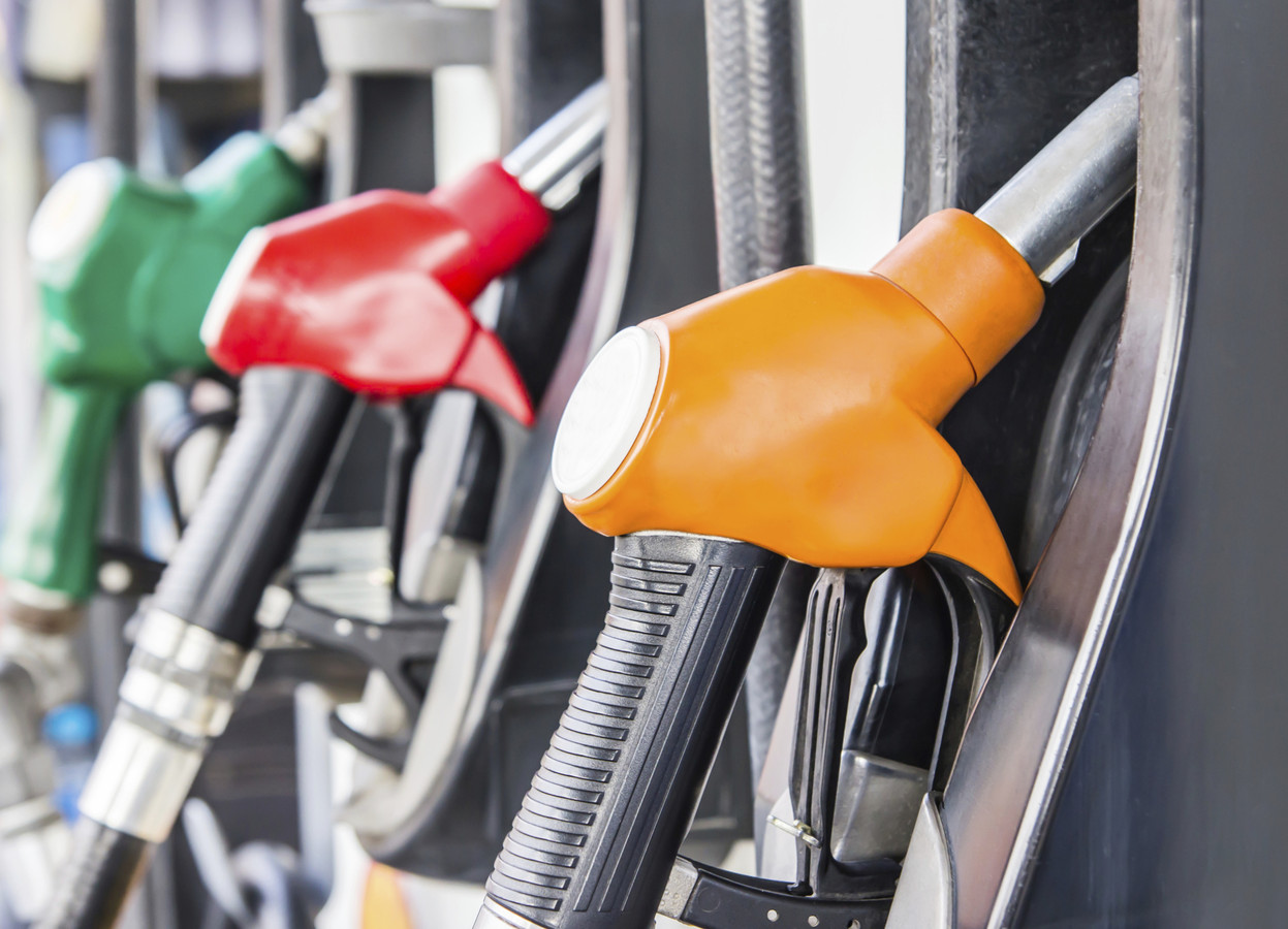 Diesel wordt zaterdag stuk goedkoper in België | Foto | ed.nl