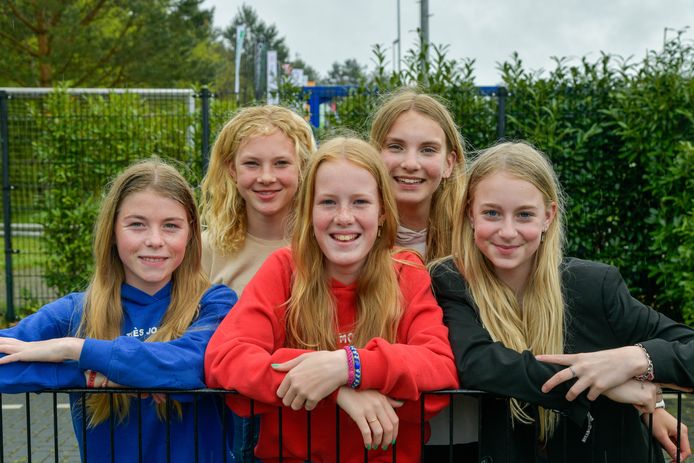 Meiden in actie voor eigen ontmoetingsplek: ‘Er moet wat komen voor ...