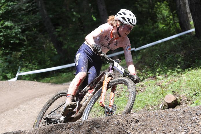 Puck Pieterse voert sterke Nederlandse lichting mountainbikesters aan ...