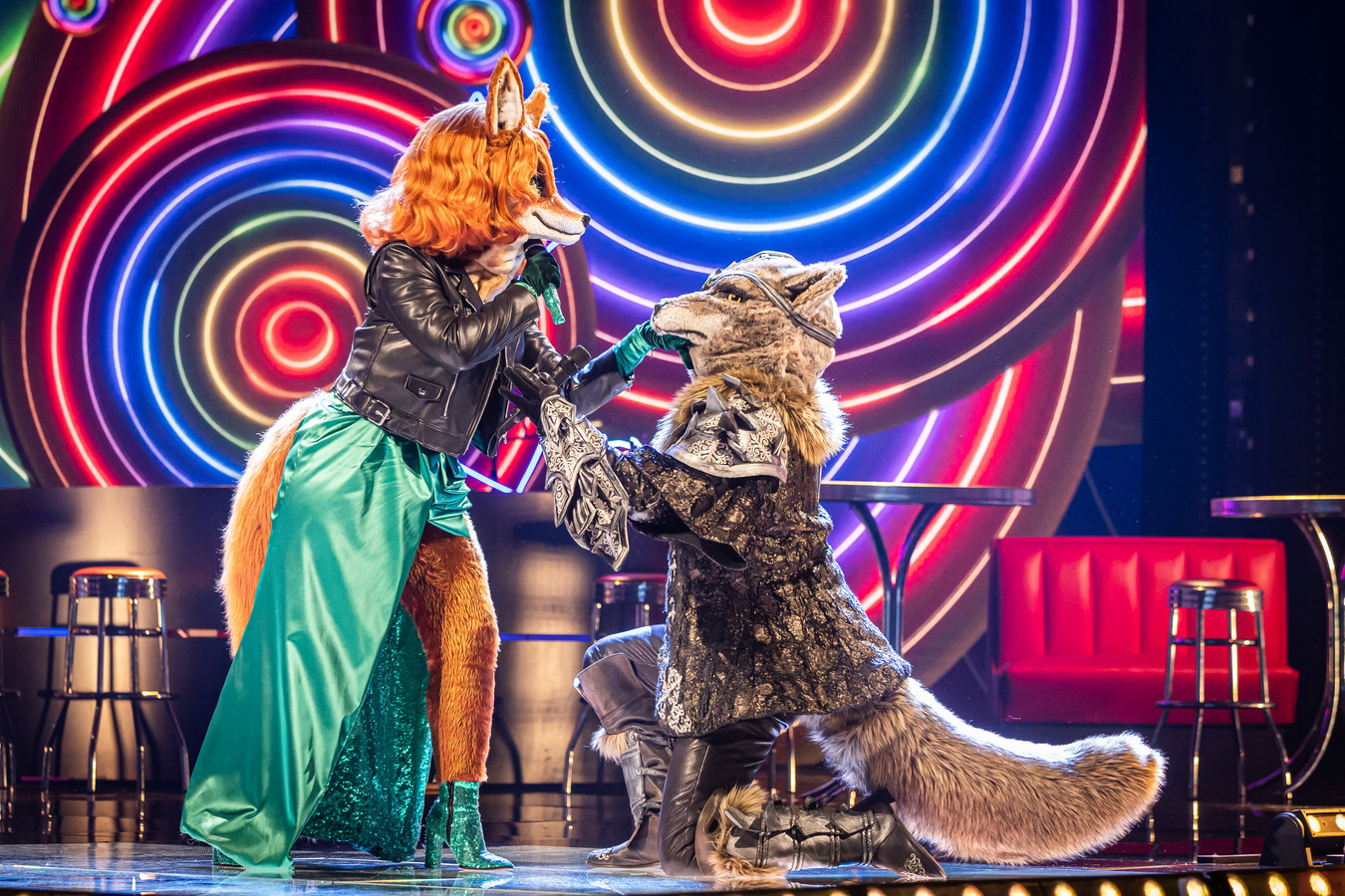 Foxy Lady moet ‘The Masked Singer’ verlaten, ontdek hier wie er onder ...
