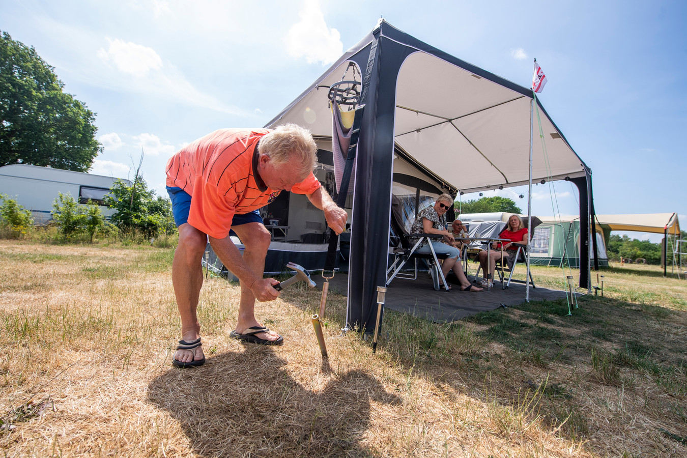 Chaletbouw veegt campings van Twentse kaart: ‘Vliegen naar Bali ...