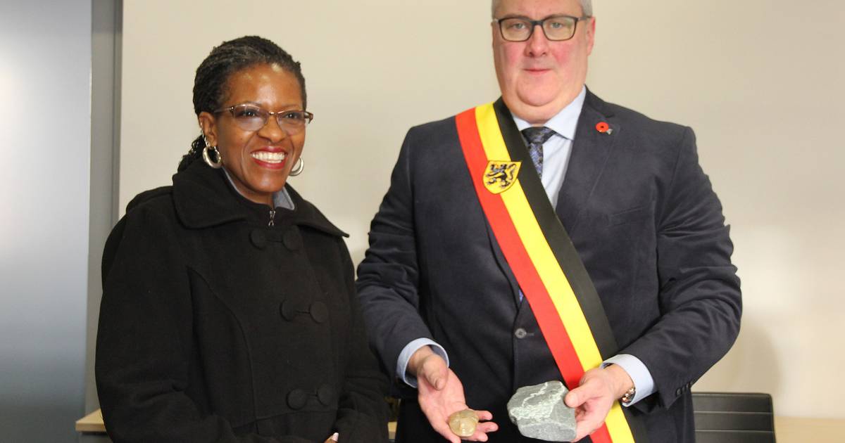 Burgemeester Sandy Evrard had persoonlijke contacten met Desmond Tutu ...