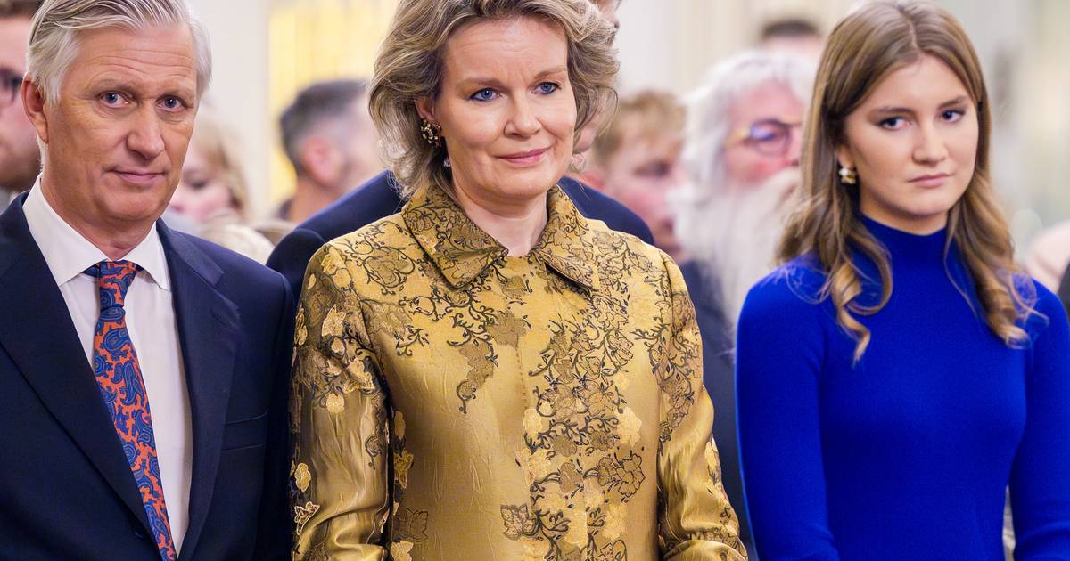 Mathilde toont haar modelef: zó ziet een moderne kerstkoningin eruit ...