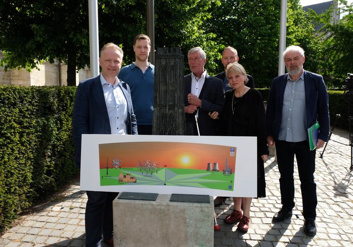 “Maak Sint-Romboutstoren toegankelijk voor slechtzienden en blinden ...