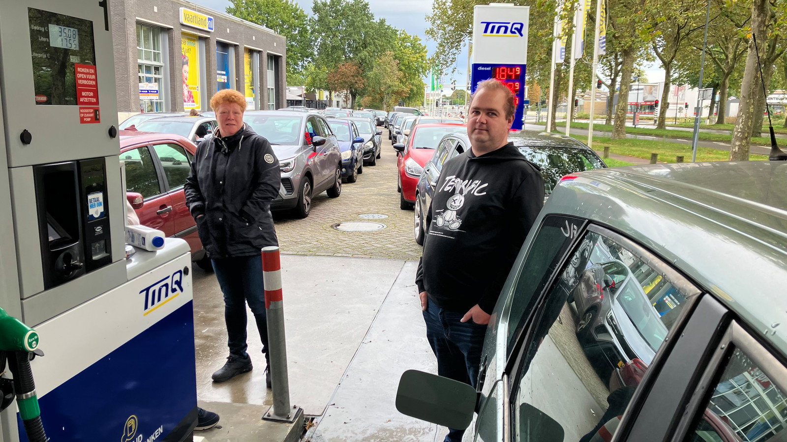 In de file om te tanken voor 1,11 euro, maar die prijs geldt maar voor ...