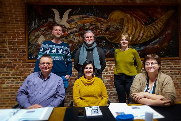 Intergemeentelijk zwembad, Gemeenteplaats op de schop en nieuw ...