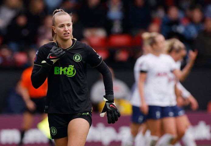 Daphne van Domselaar ondanks valse start blij met transfer naar ...