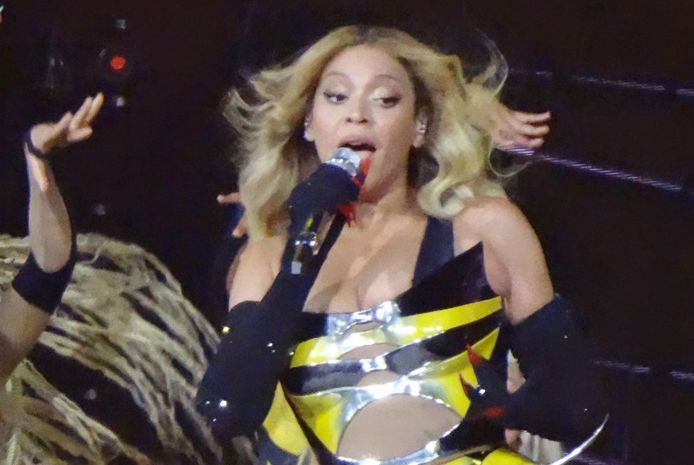 Moeder Beyoncé Furieus Om Aantijging Dat Zangeres ‘wit Wil Zijn ‘dom