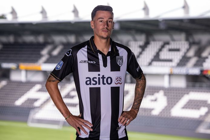 Heracles haalt in Japan volgende spits op: Mario Engels naar Almelo ...