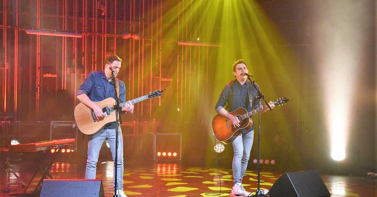 Van ‘She Goes Nana’ tot ‘Black Fuel’: Wedden dat Bram en Lennert je ...