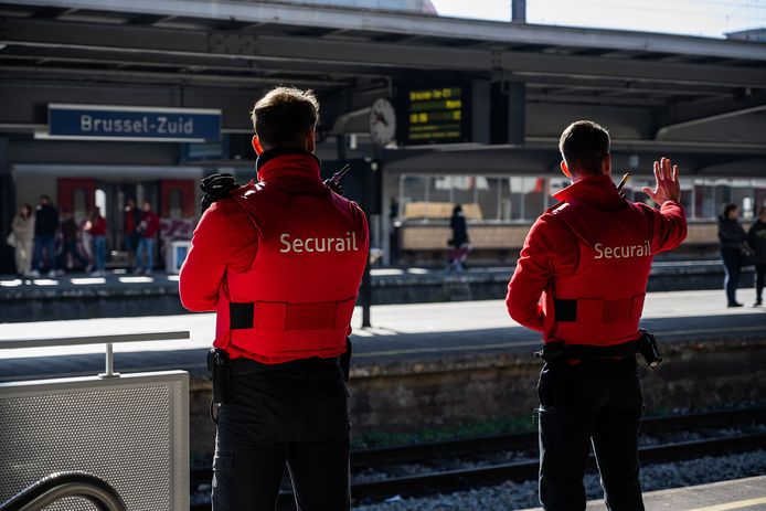 Des milliers de travailleurs du rail seront désormais soumis à un ...