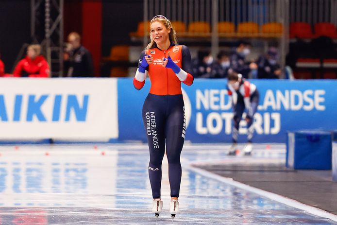 Schaatsfans willen juichen voor Jutta Leerdam in Westlands ...