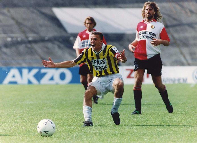 Edward Sturing: ‘Thuis ligt nog ergens een shirtje van Brazilië, maar ...