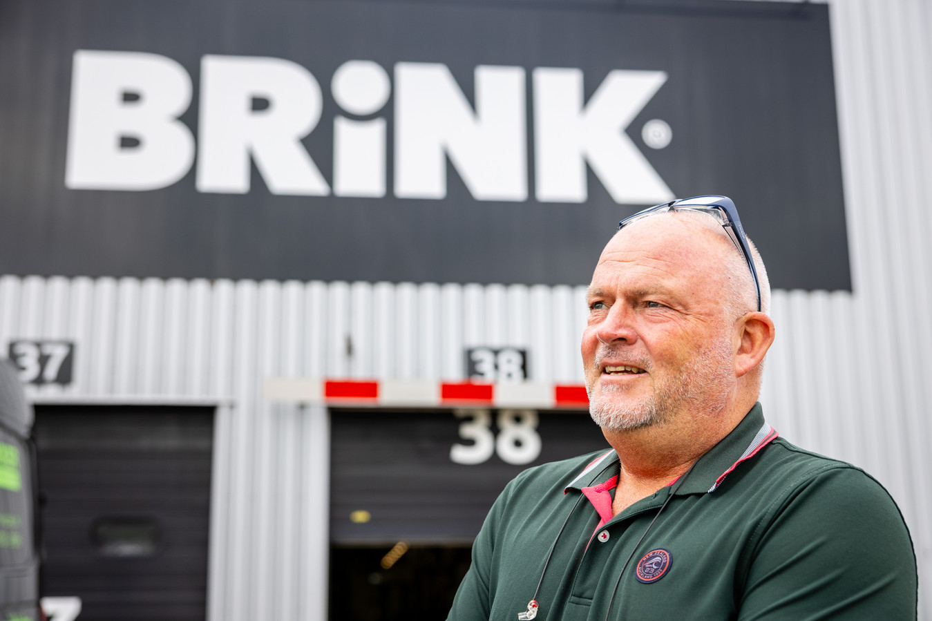 Hoe dit bedrijf uit Staphorst de wereld van de trekhaak veroverde ...