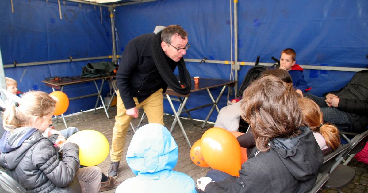 Marcske leert jongeren wat humor is | Sint-Niklaas | hln.be