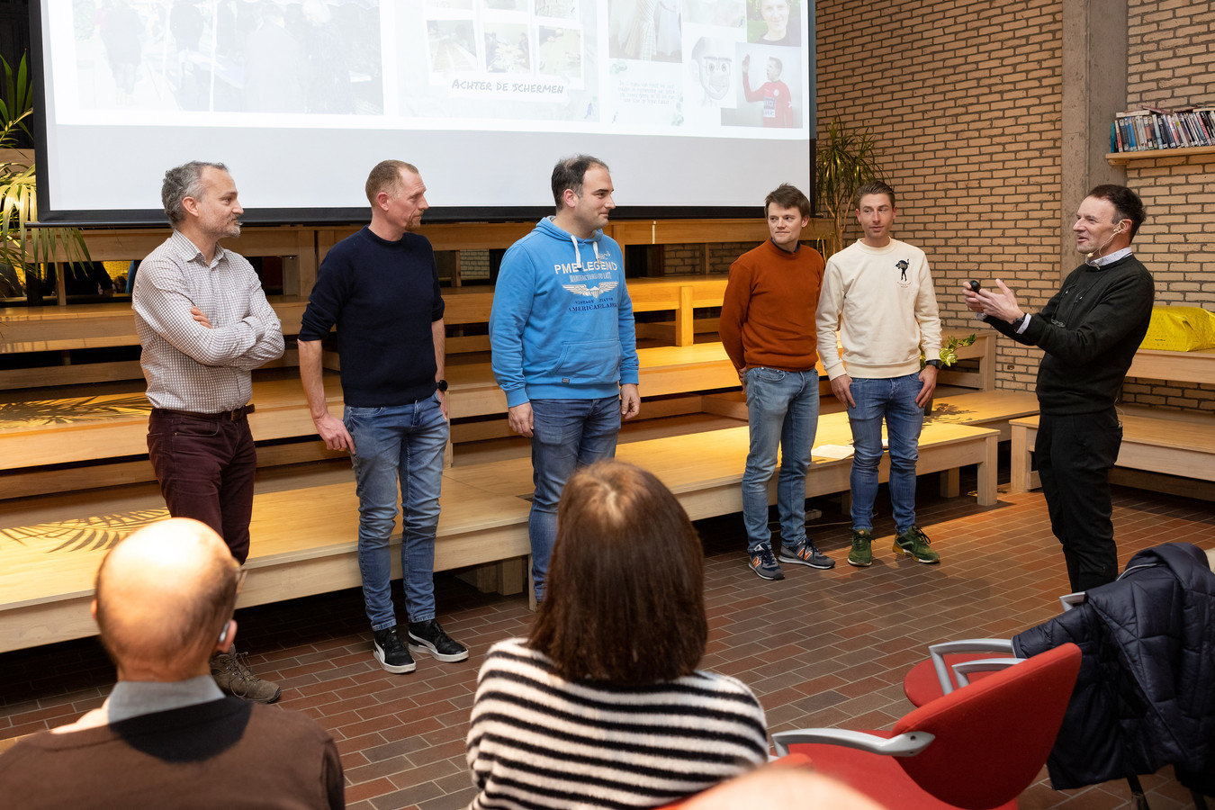 Twee scholen verkopen meer dan tweeduizend zakjes bloemzaad voor Amélie (4): “Nooit durven ...