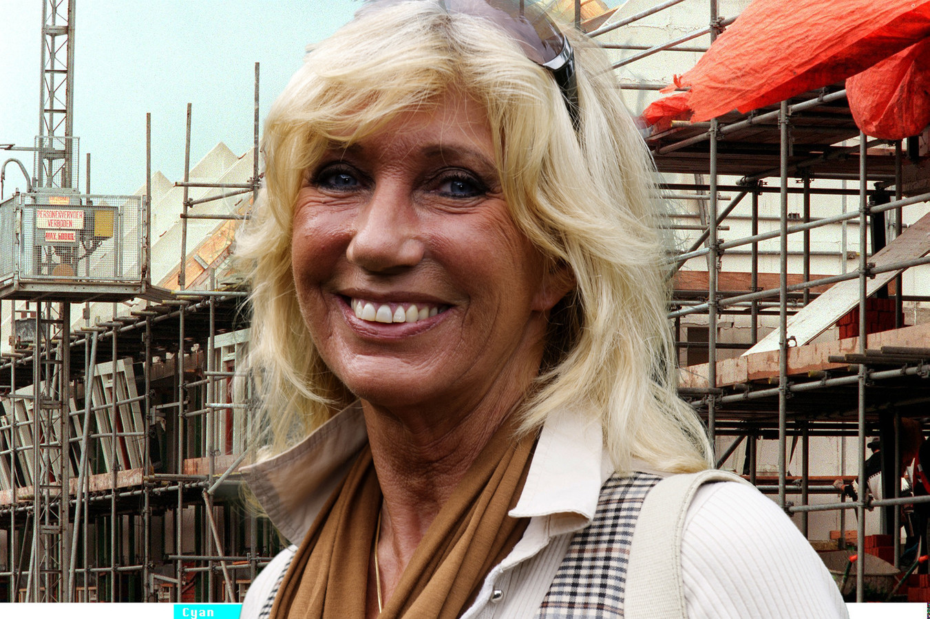 Maggie MacNeal 'superklust' zich een slag in de rondte | Foto | AD.nl